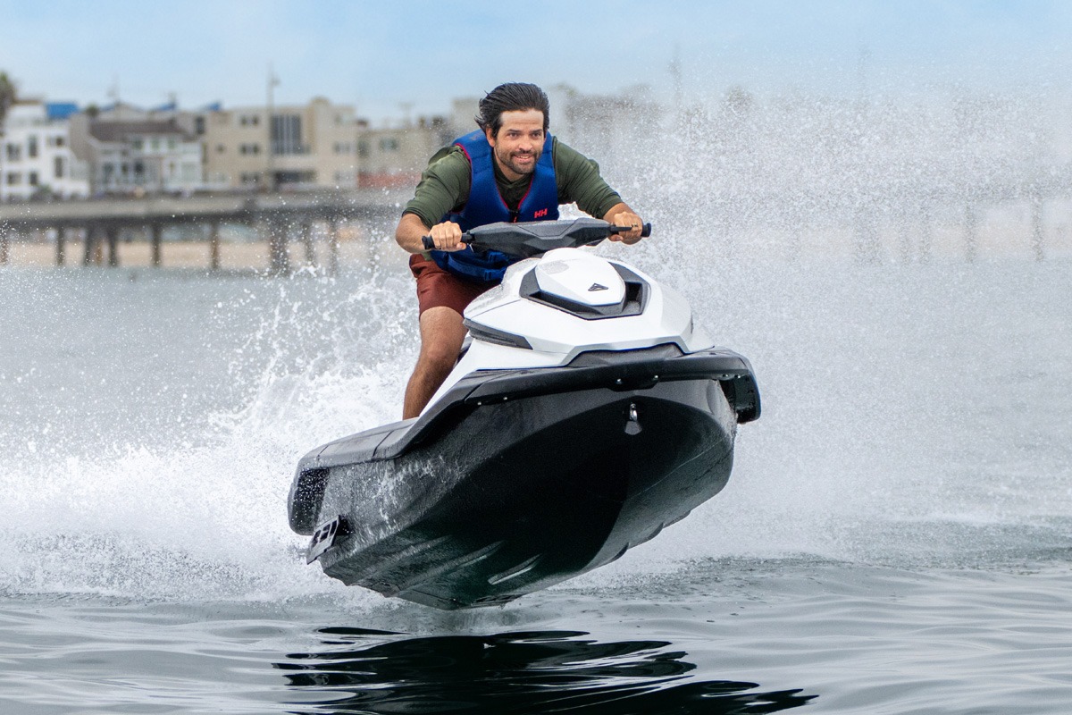 Primeira moto aquática elétrica do mundo, Orca estreia no Brasil ...